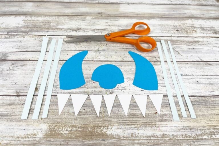 Dollar Store Paper Plate Yeti Craft (Easy Winter Kids Activity!) - Mom ...